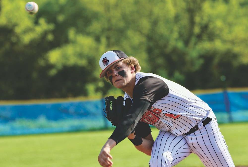 VUHS baseball rallies late past Tigers | Addison Independent